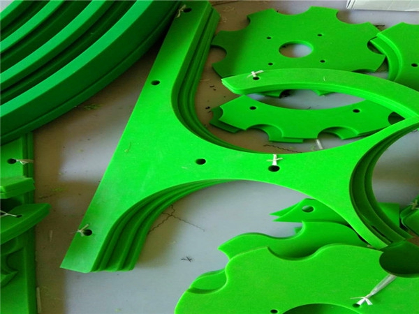 Advantageous features of nylon profile parts