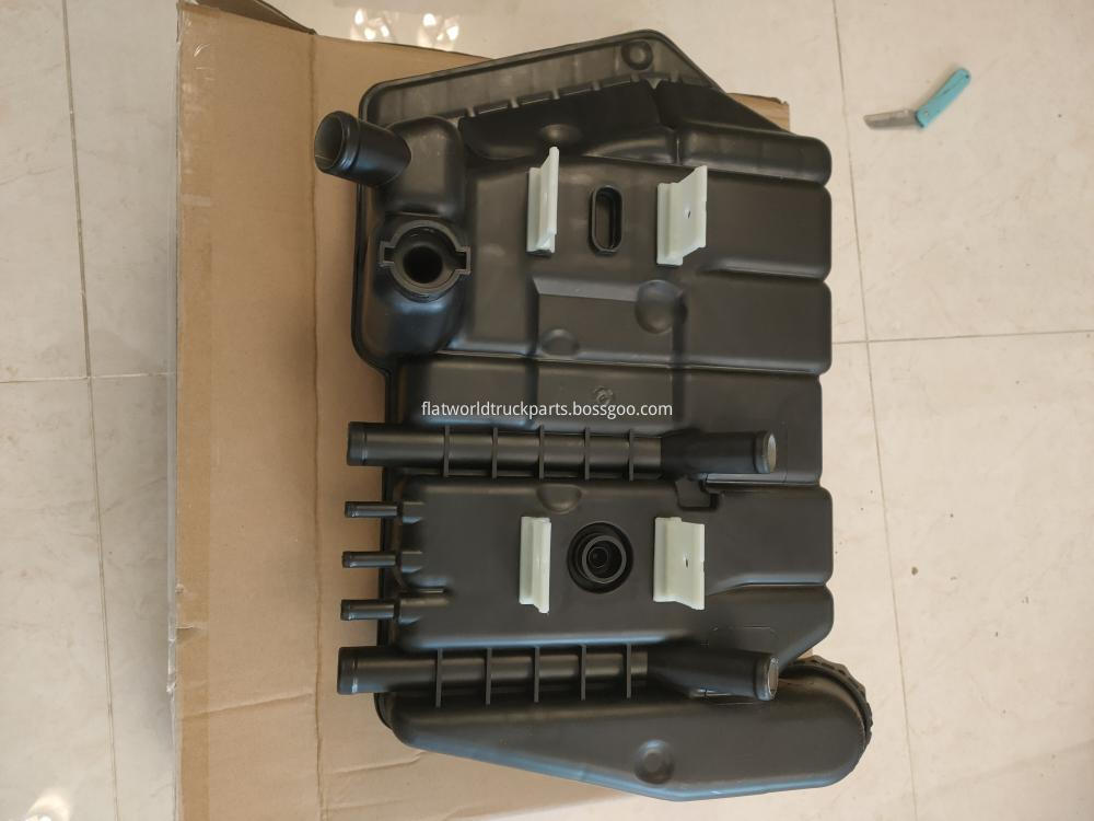 1626237 Daf 팽창 탱크, Bossgoo.com의 고품질 1626237 Daf 팽창 탱크