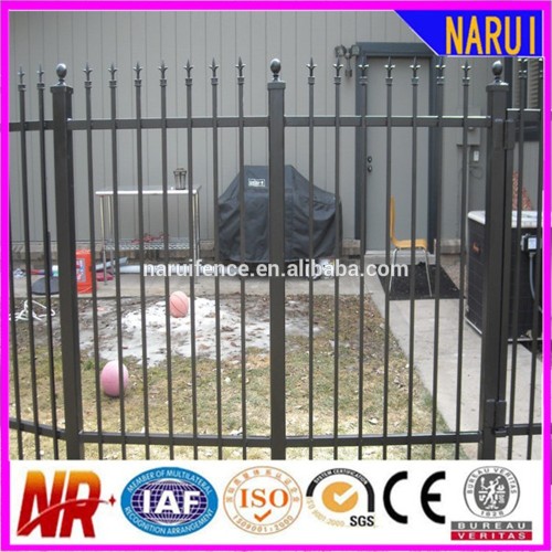 Galvanized & Powder Coated Pipe Fence, High Quality Galvanized & Powder ...