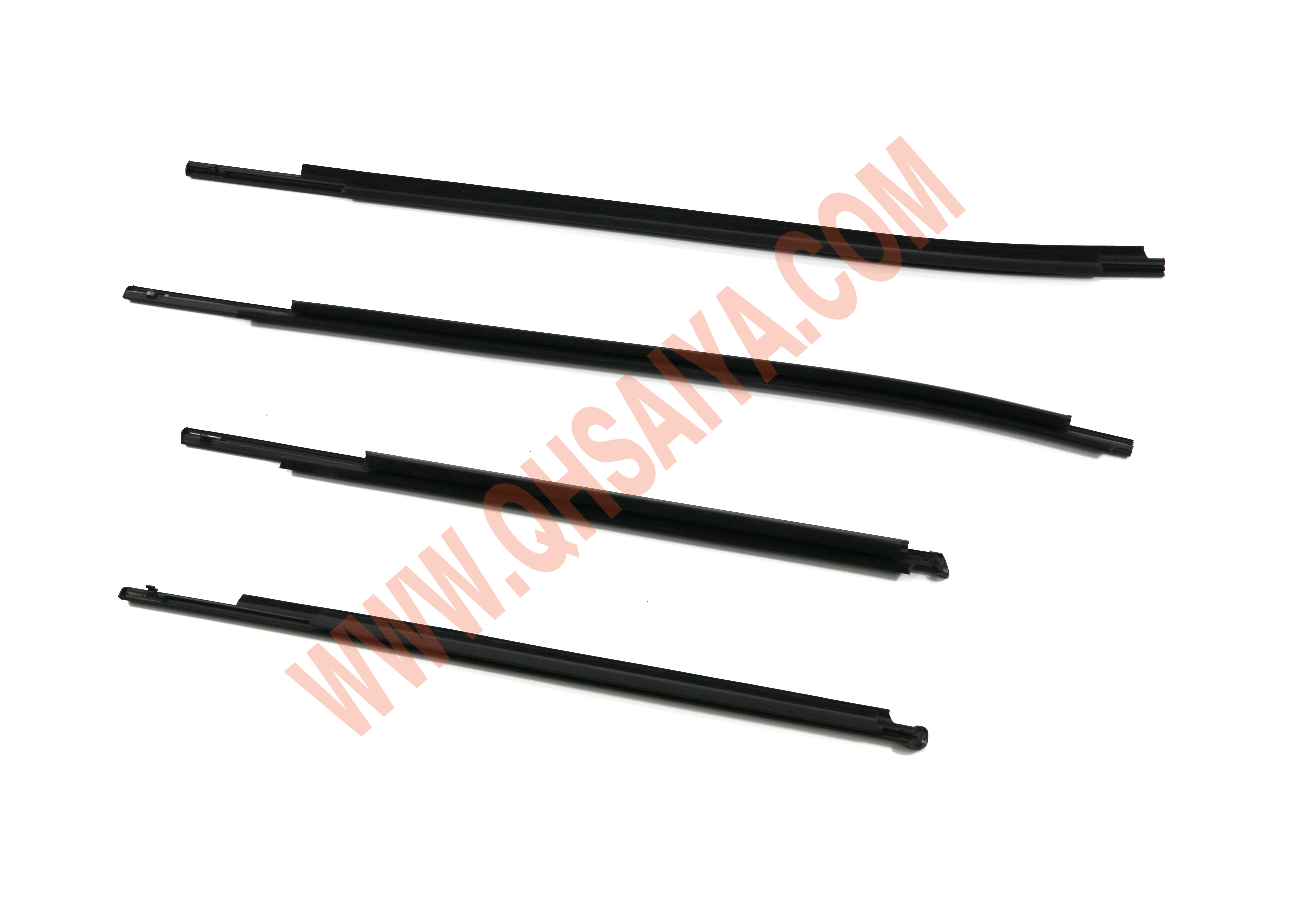 2015-2020 Toyota Hilux Car Outside Window And Door Weatherstrip 68230 ...
