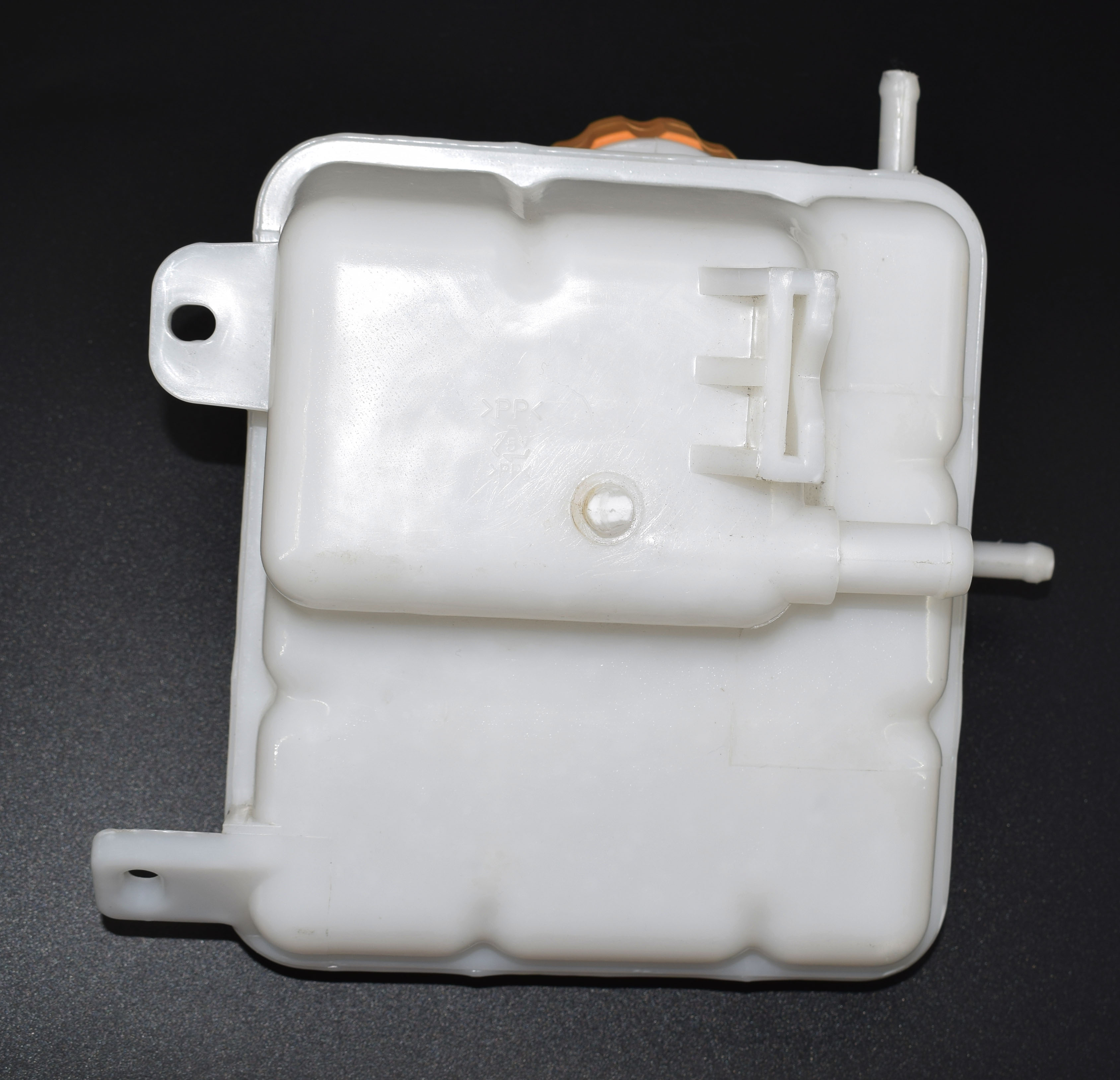 Coolant Expansion Tank 96591467 for Chevrolet China Manufacturers ...