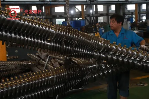 Screw And Barrel For Injection Molding Machines, High Quality Screw And ...