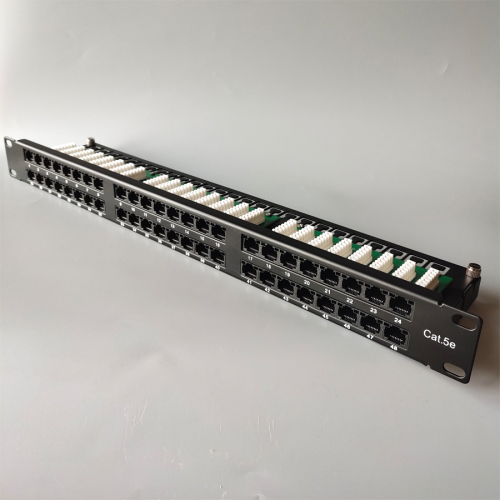 Utp 48 พอร์ต Cat5e แผงแพทช์สายไฟแนวตั้ง คุณภาพสูง Utp 48 พอร์ต Cat5e ...