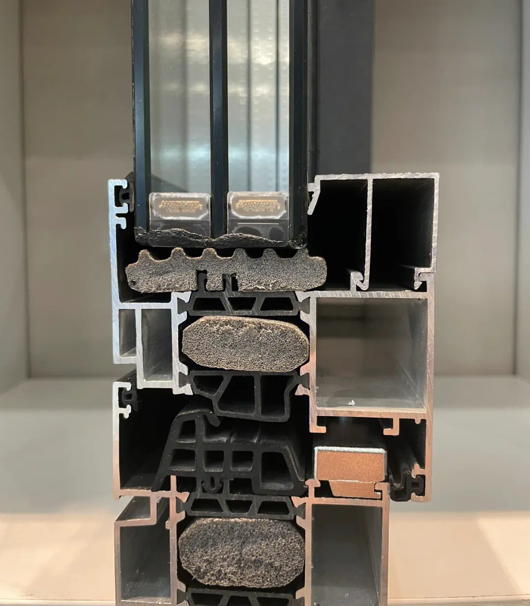 The secrets of two-layer and three-layer insulating glass in system ...