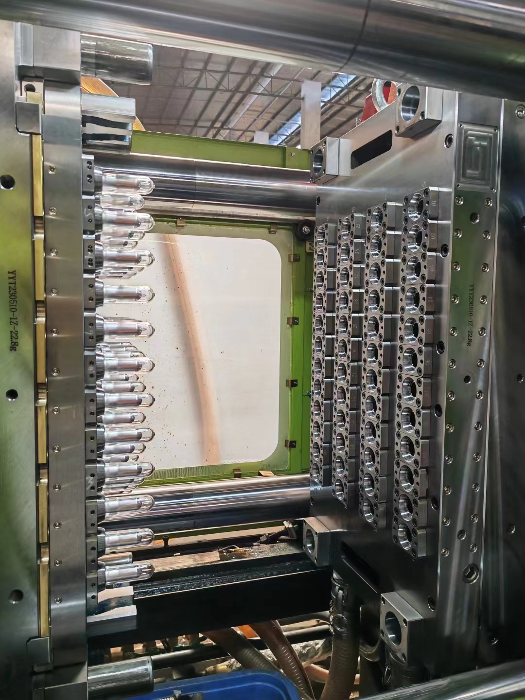 Pet Preform Injection Mold, High Quality Pet Preform Injection Mold on ...