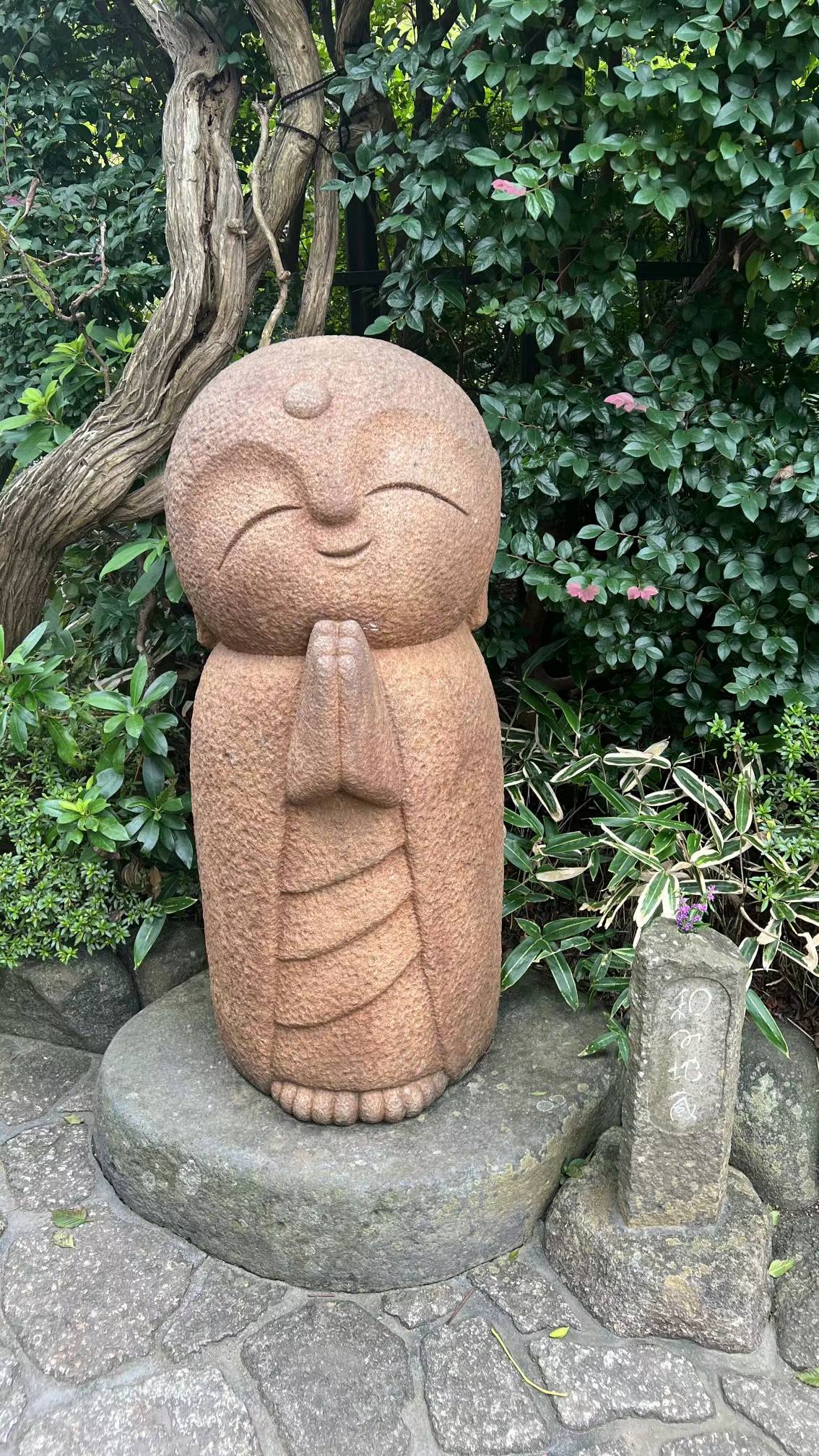 Red Granite Stone Garden Little Monk Buddha Statue 50cm, High Quality ...
