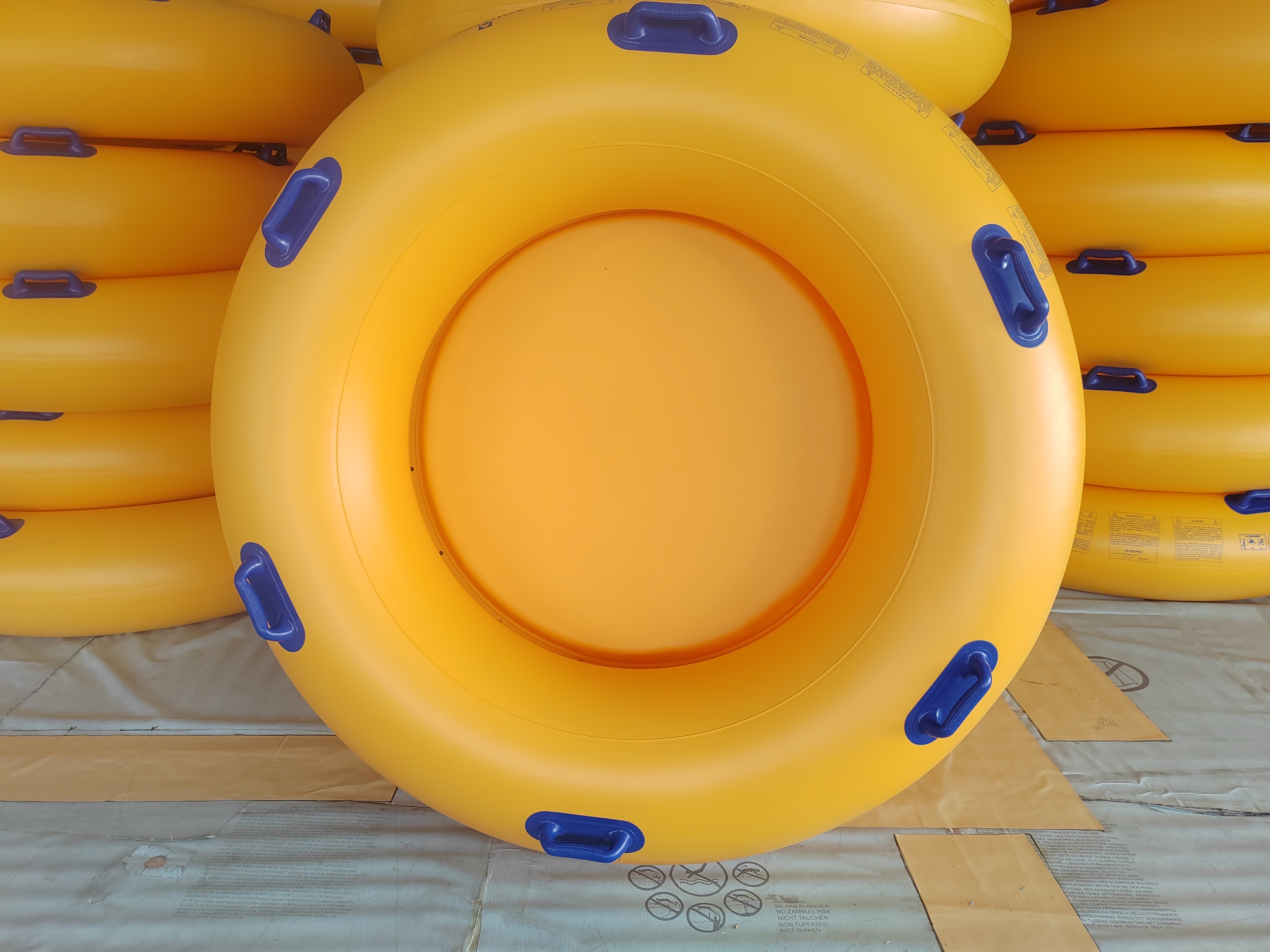 Wholesale Round Inflatable Raft Tube With Comfortable Seat For Leisure ...