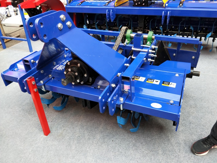 Tractor Mounted Strawberry Ridger For Paddy Field And Vegetable Land ...