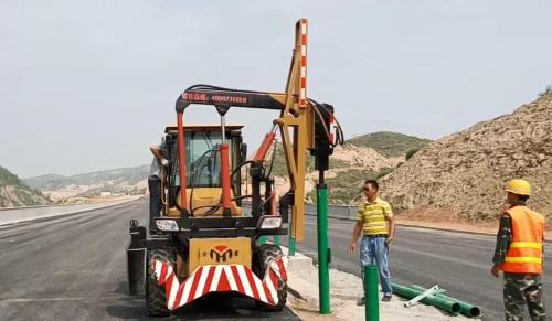 Off-road Chassis Highway Guardrail Pile Driver, High Quality Off-road ...