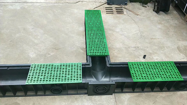 U-shaped Groove Outdoor Precast Plastic Drainage Ditch, High Quality U ...