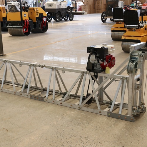 Vibratory Concrete Frame Truss Screed With Multiple Engine Optional ...