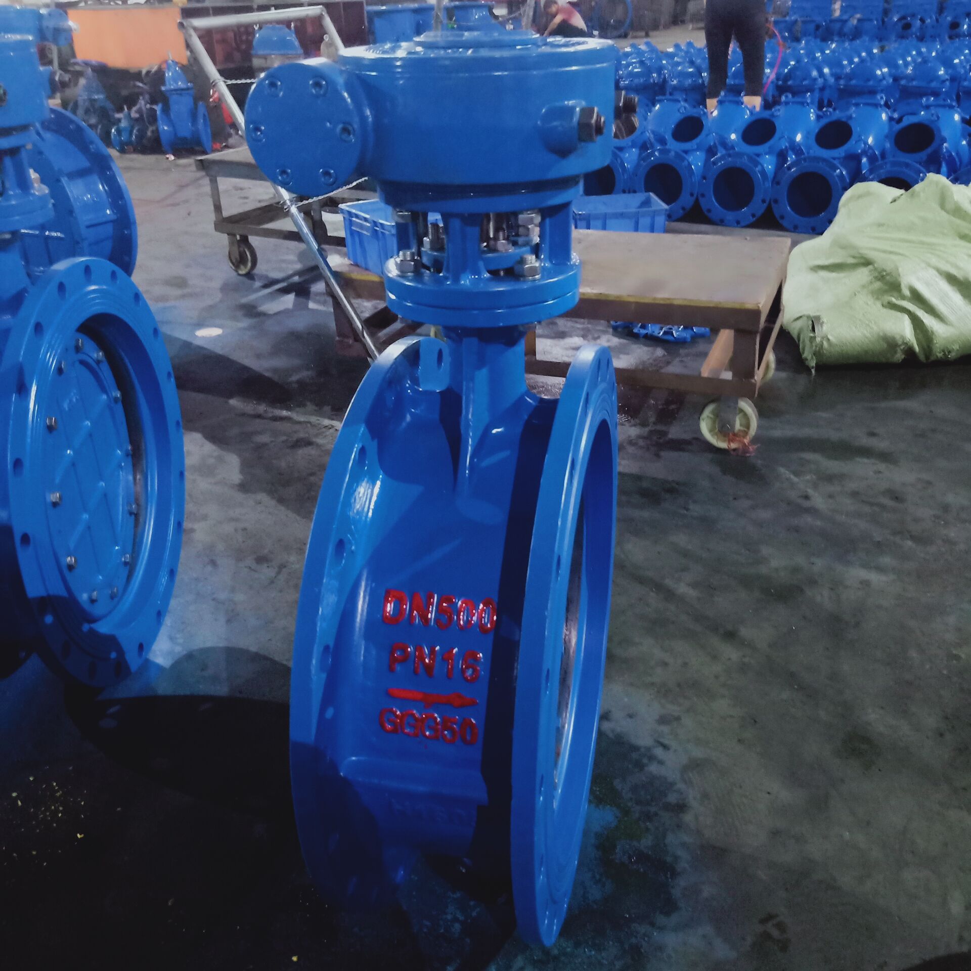 Ductile Iron Flanged Eccentric Butterfly Valve With Gearbox And ...