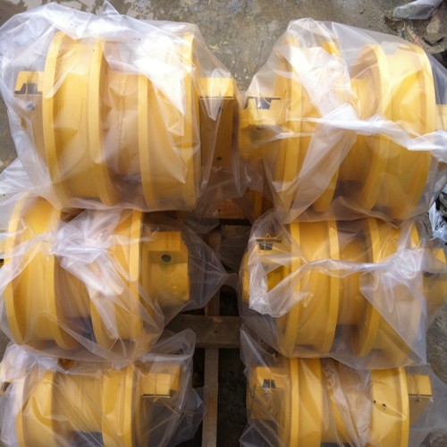 R215-7 Excavator Spare Parts Lower Roller, High Quality R215-7 ...