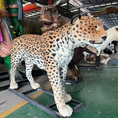A Realistic Animatronic Leopard Model, High Quality A Realistic ...