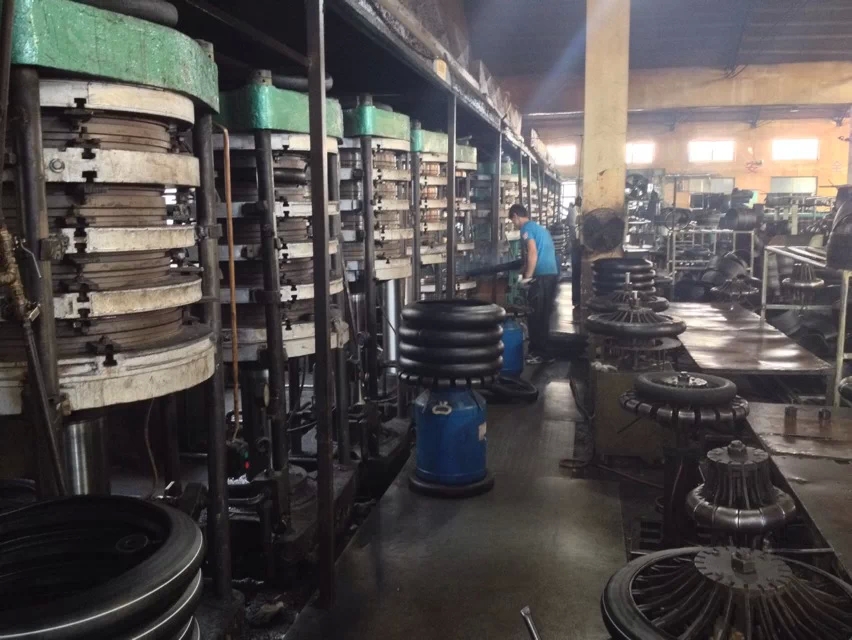 Motorcycle, Bicycle, And Electric Vehicle Tyre Vulcanizing Machine ...