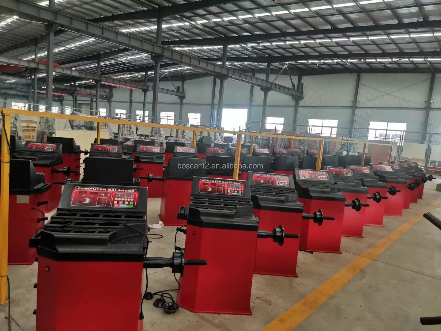 Auto Repair Shop Tire Balancing Machine - 24 Inch Universal Balancer ...