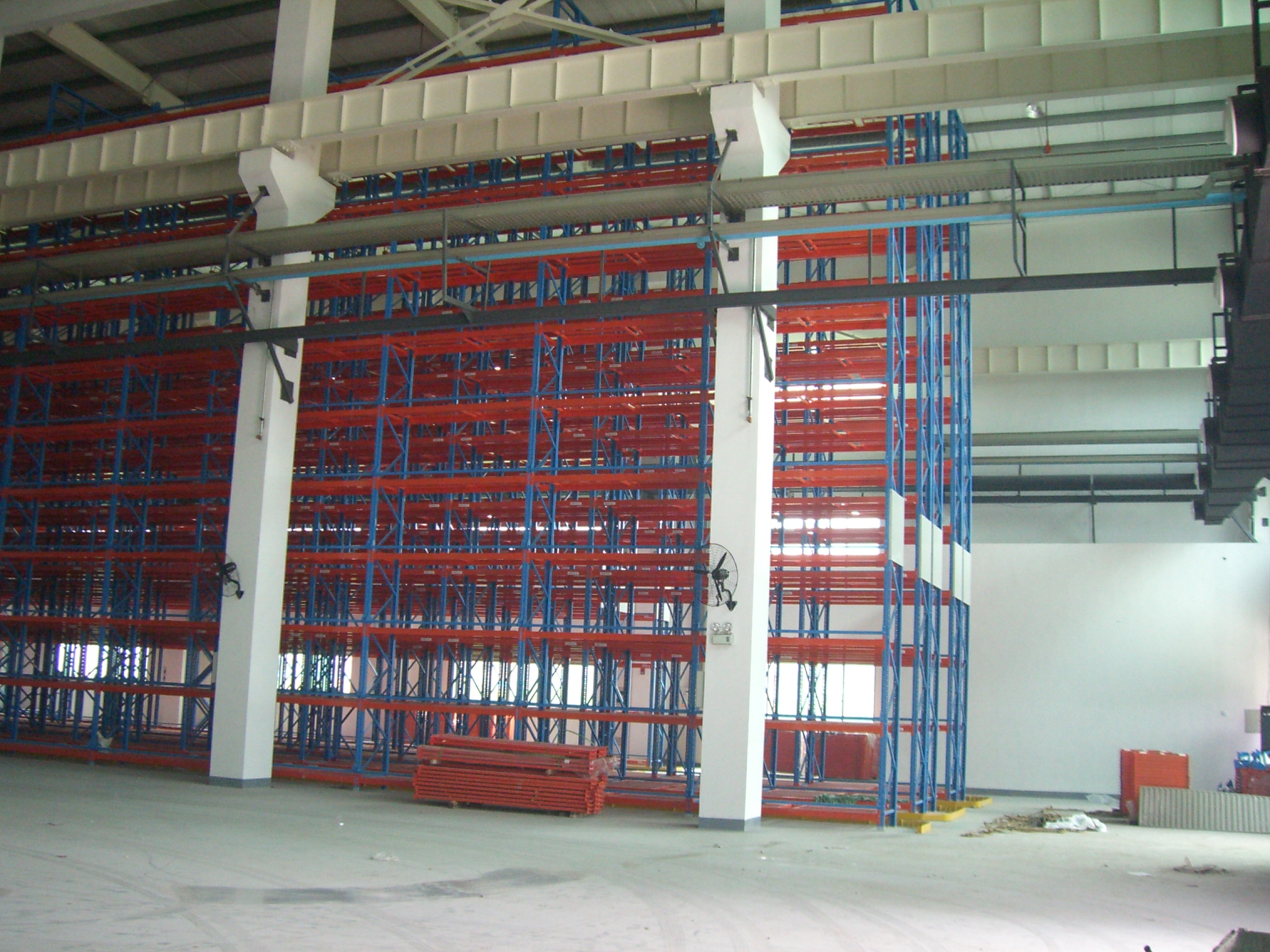 매우 좁은 팔레트 랙 / Vna 선반 시스템, Bossgoo.com의 고품질 매우 좁은 팔레트 랙 / Vna 선반 시스템