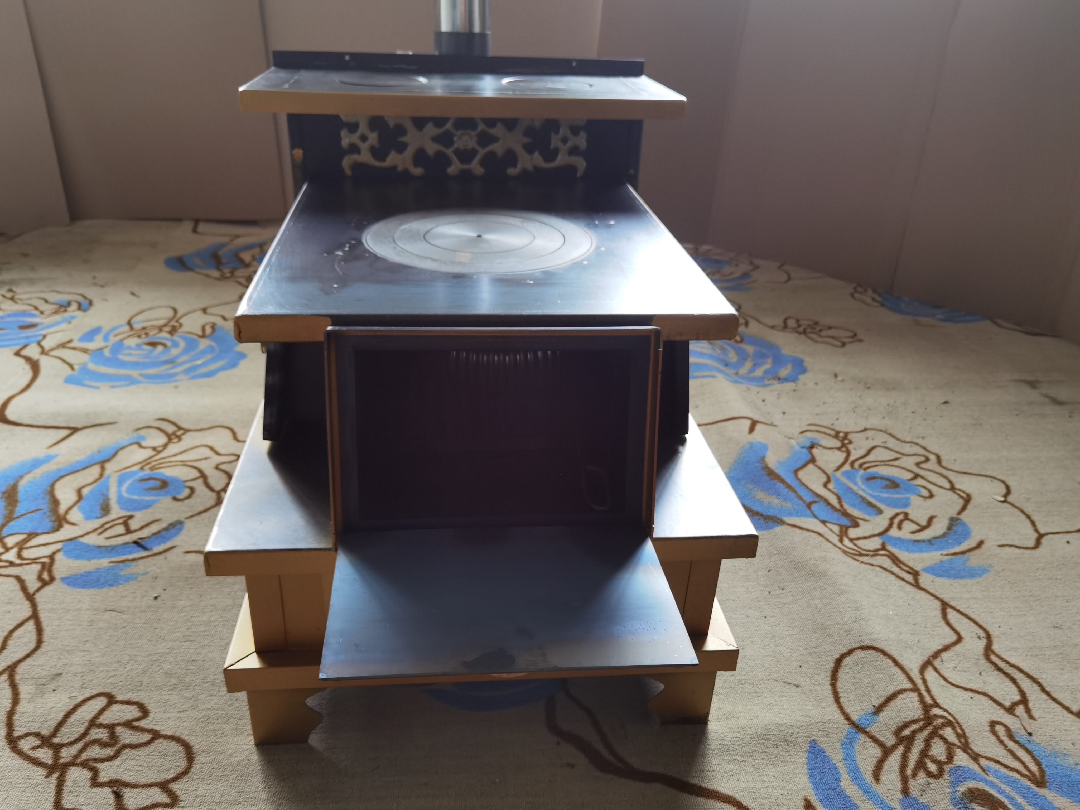 High-tech Energy-saving Cooker: An All-inclusive Steel Fireplace Set ...