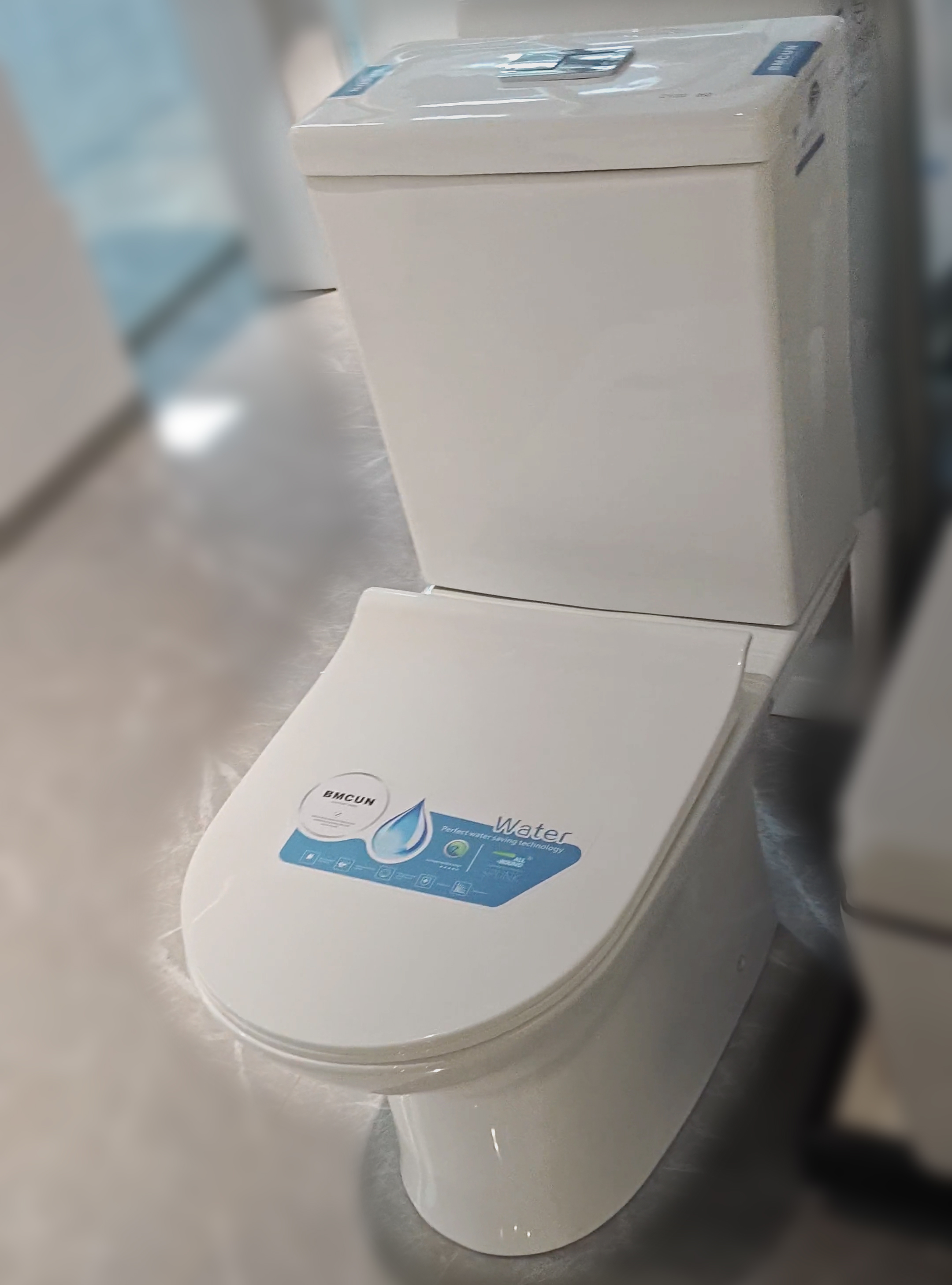 Clasikal Modern Floor Standing Gravity Flushing Toilet System, High ...