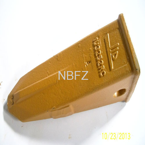 Caterpillar Style Rock Chisel Bucket Tooth For A J250 Series 1u3252rc ...