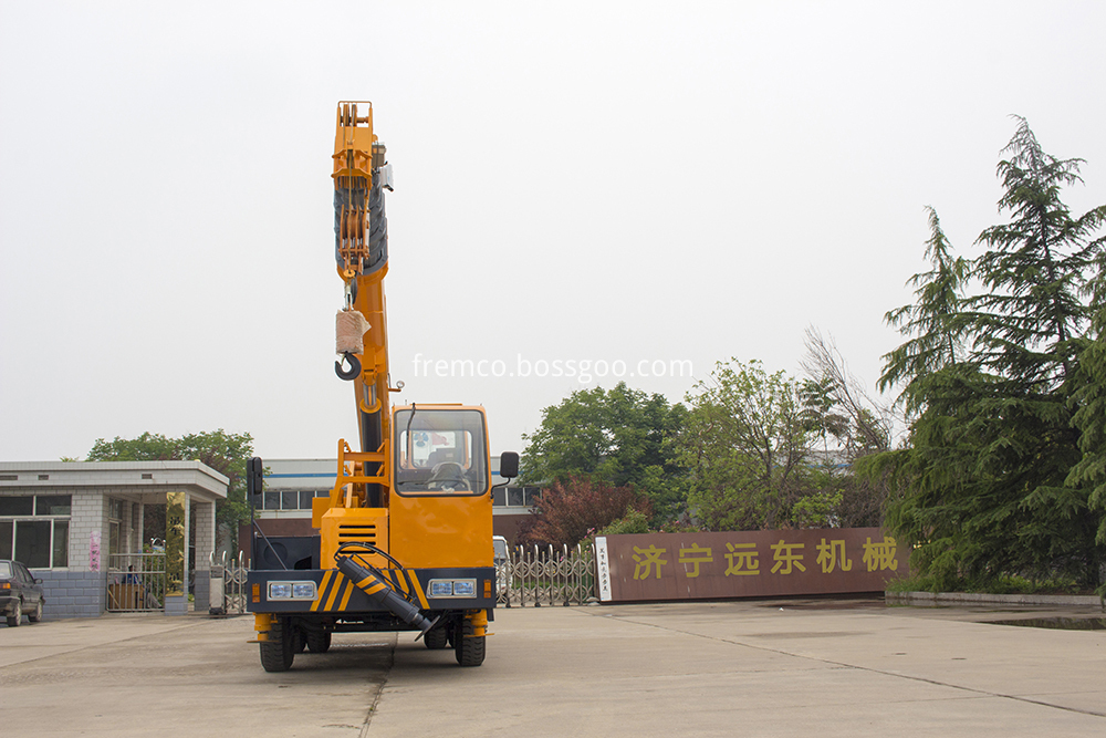 12 Ton Homemade Mobile Crane Truck Dengan Roda, kualitas tinggi 12 Ton ...