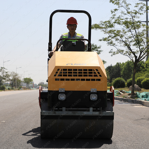 Mini Road Roller Vibratory Road Roller Machine Double Drum Driving Road ...