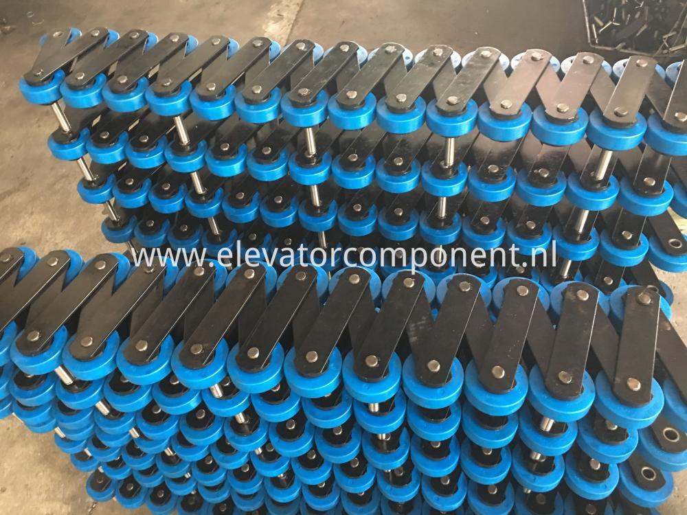 ThyssenKrupp Escalator Step Chain Assembly / Pitch 135mm