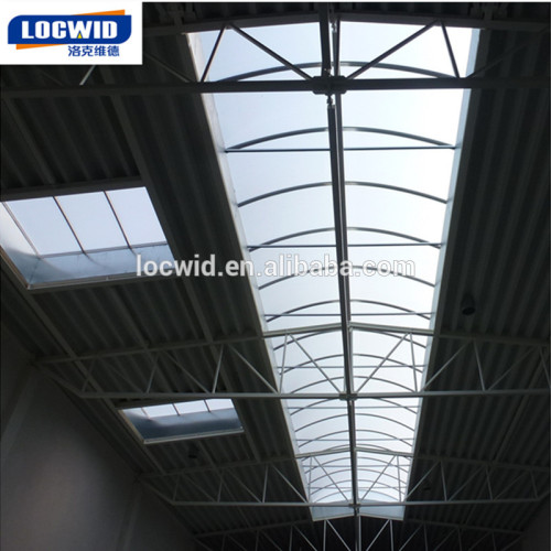 Fiberglass Skylight Roof Panels Put On Steel Structure Frames In Workshop, High Quality ...