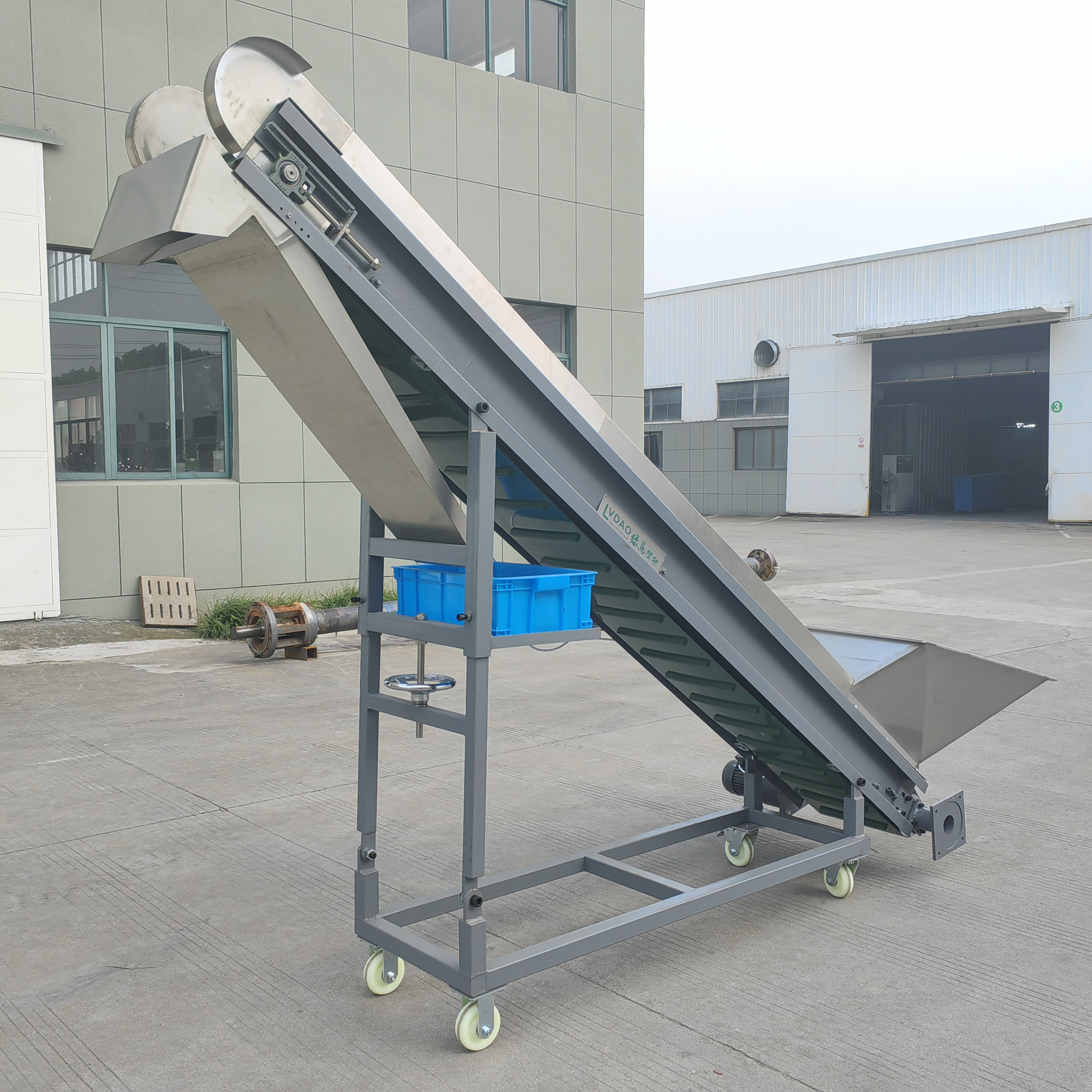 2023 Pvc Belt Conveyor With Platform: Special Injection Machine ...