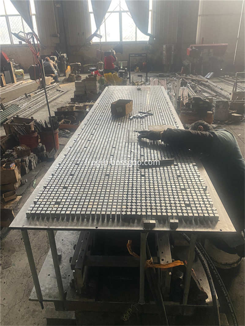 Fibreglass Moulded Open Mesh Grating Machine, High Quality Fibreglass ...