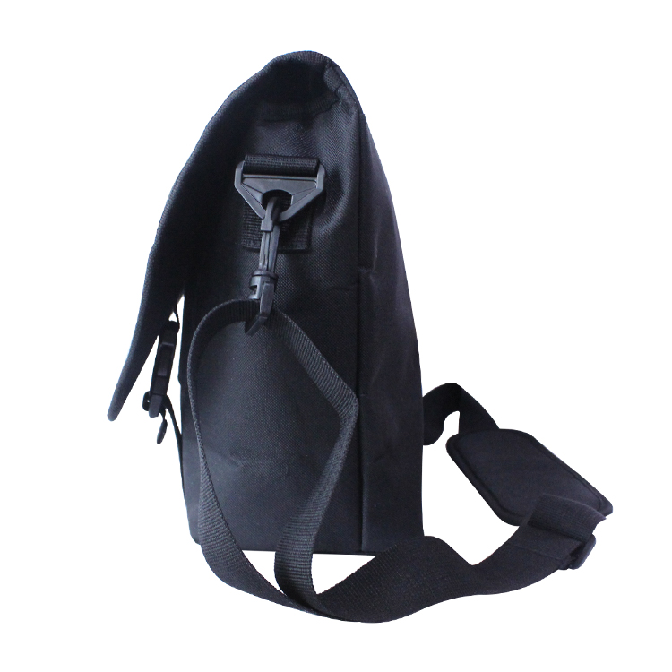 Polyester Men's Messenger Bag Bangkok, High Quality Polyester Men's ...