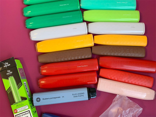 Geek Bar Pro อุปกรณ์พ็อดแบบใช้แล้วทิ้ง คุณภาพสูง Geek Bar Pro อุปกรณ์พ็ ...