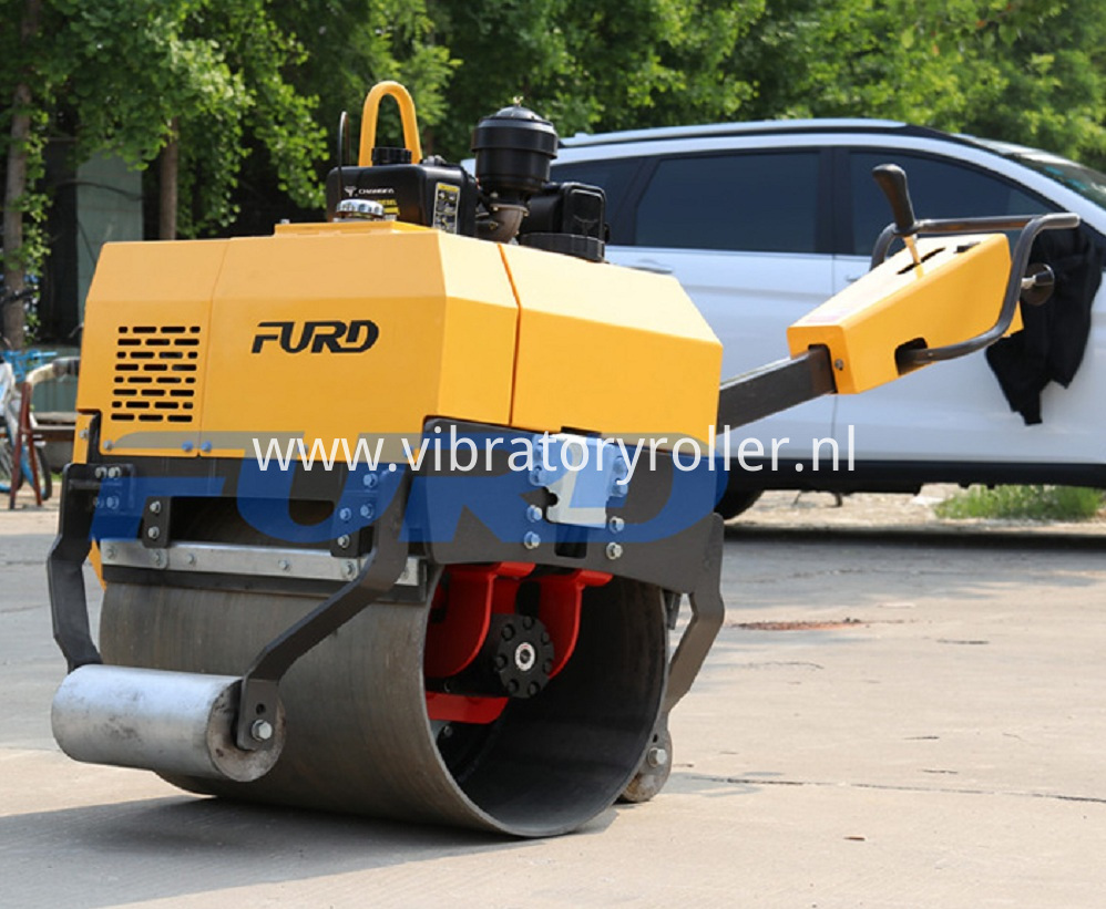 Self Propelled Hand Vibratory Steel Wheel Roller