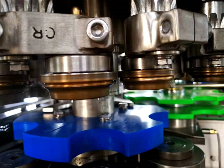 Adjustable And Duable Carbonated Drink Ip-gt36-6 (a) Automatic Filling ...