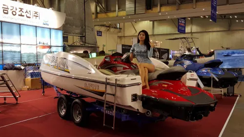 Sanj 8 Persons 4 Stroke China Inflatable Jet Ski Powered Boat Waveboat ...