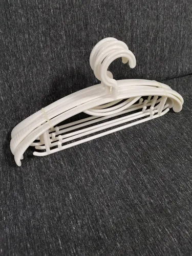 Adult Plastic Clothes Hangers, High Quality Adult Plastic Clothes ...