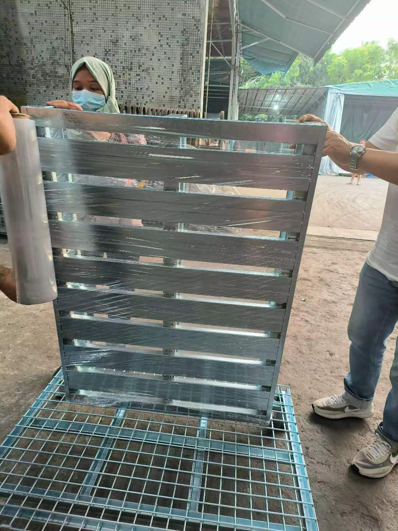 Heavy Duty Warehouse Decks And Mezzanine Racks For Steel Pallet Storage ...