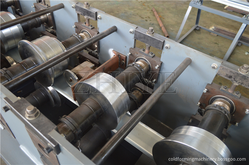 C 섹션 Purlin Steel Purlin Rolling Machine, Bossgoo.com의 고품질 C 섹션 Purlin ...