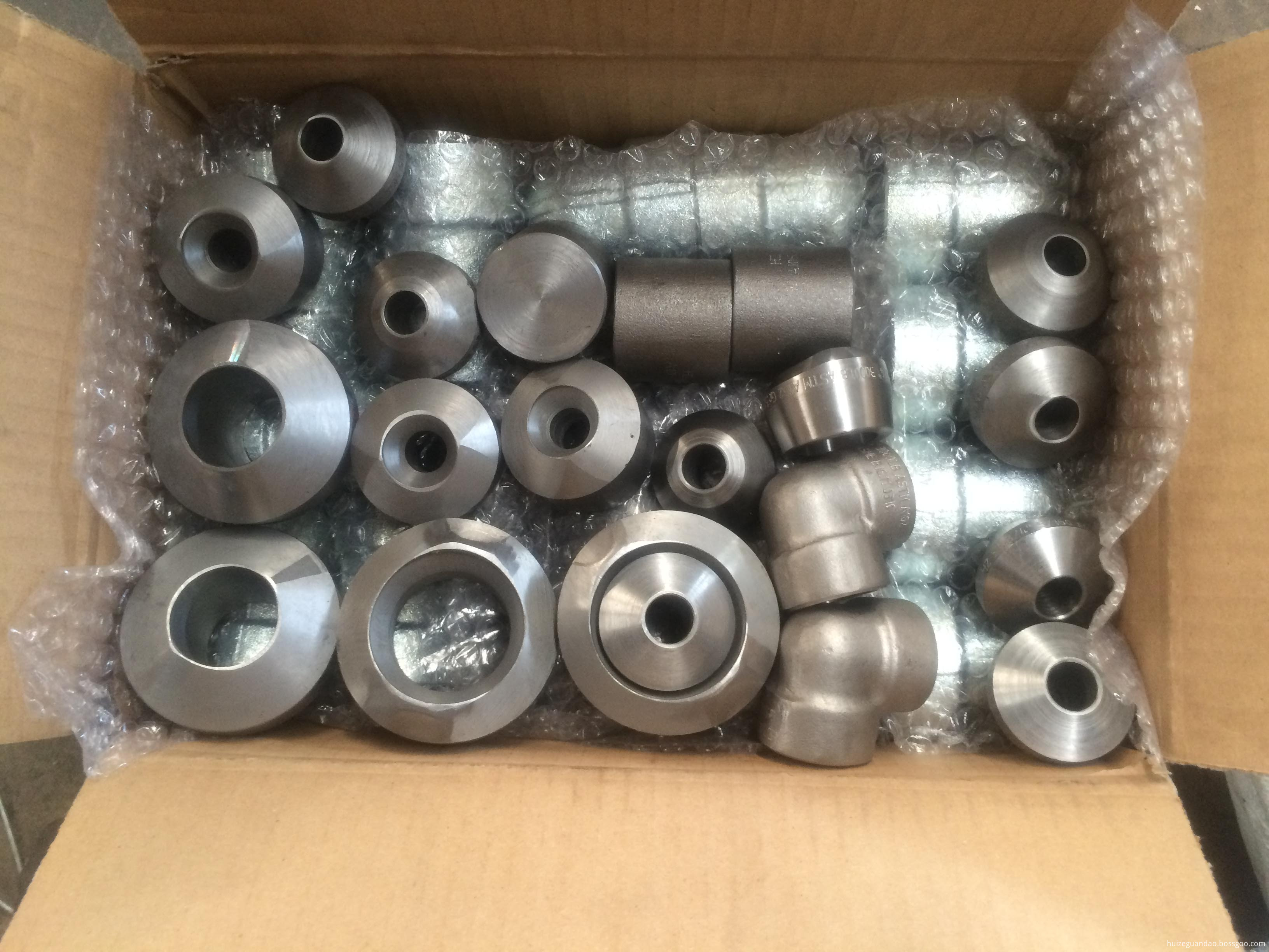 Forged Fittings A182 F304 Tee, High Quality Forged Fittings A182 F304 ...