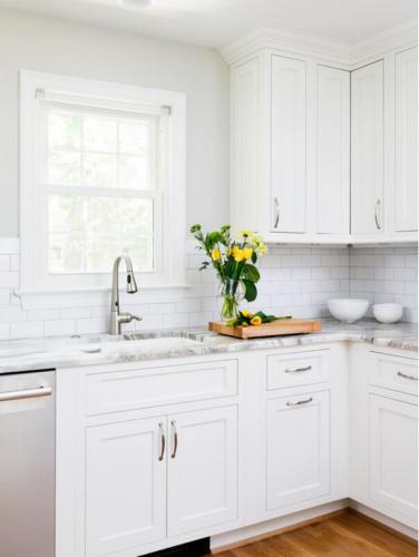 White Traditional Wood Mini Kitchenette, High Quality White Traditional ...