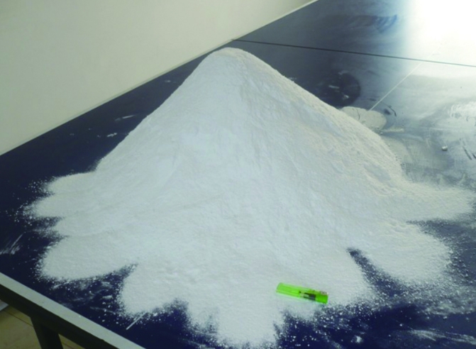 Particle refining agent with Colorless and transparent China ...