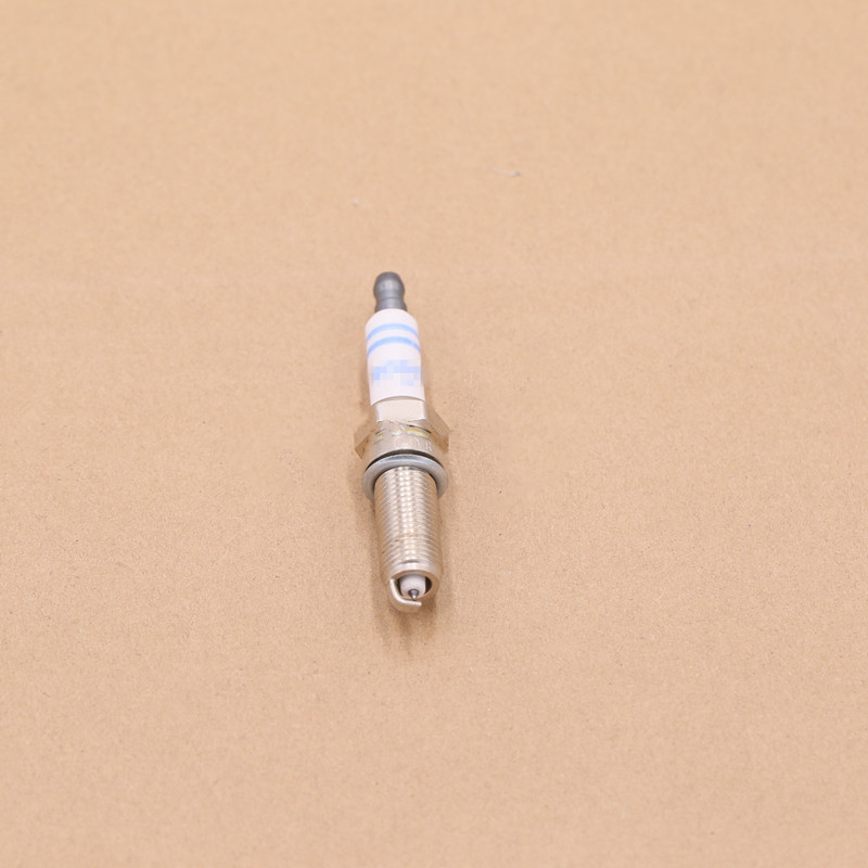 White Iridium E Class Spark Plug A004159180326 Yr7mpp33 คุณภาพสูง White ...