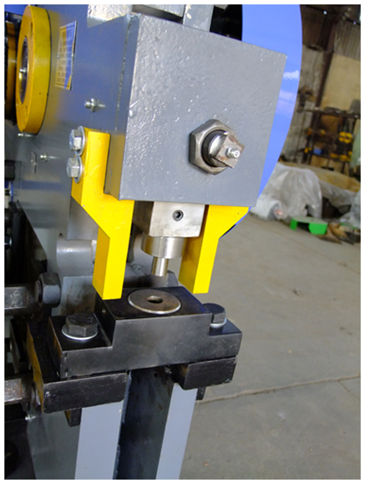 Multifunctional Angle Steel Punching And Shearing Machine, High Quality ...