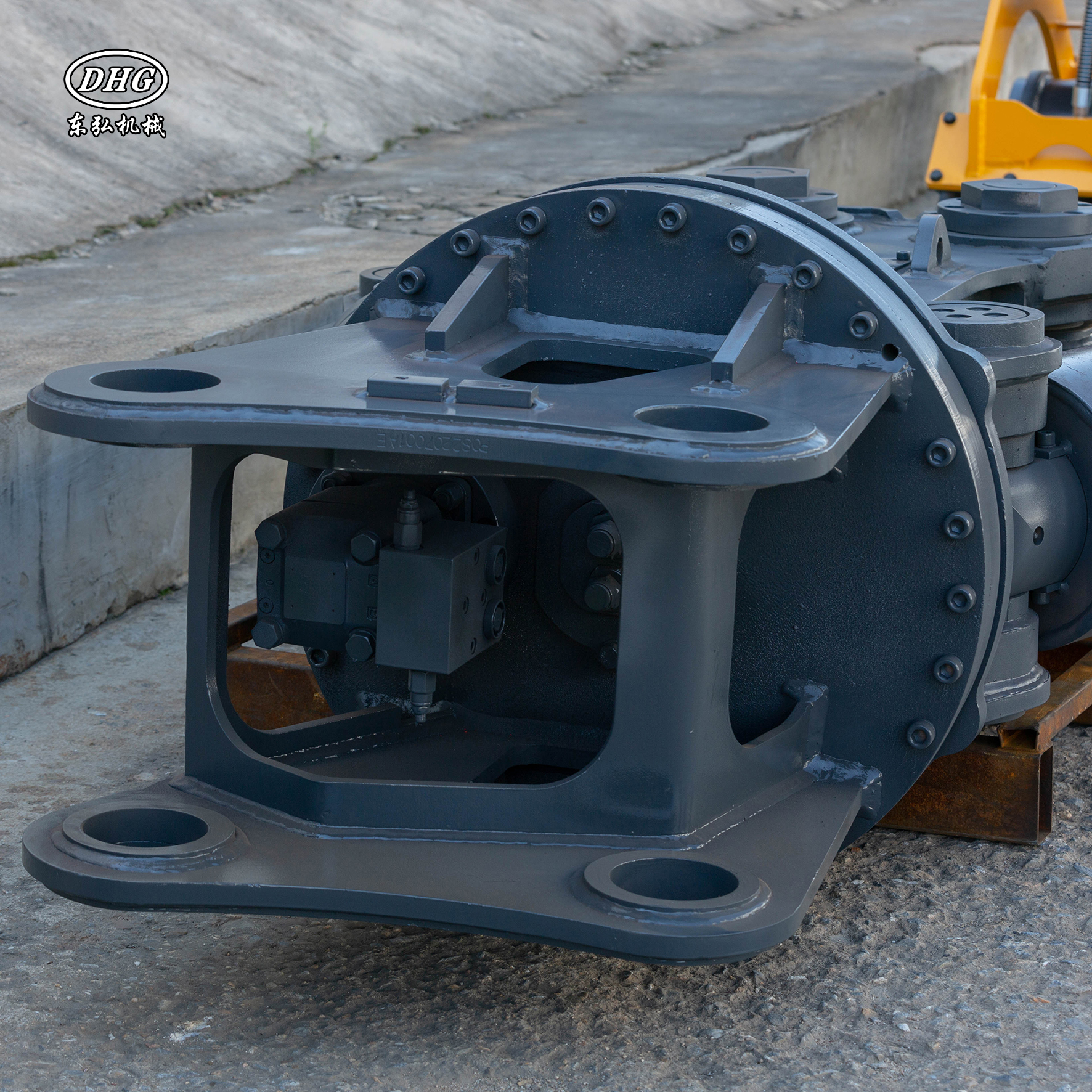 Excavator Demolition Shear And Hydraulic Crusher Attachment, High ...