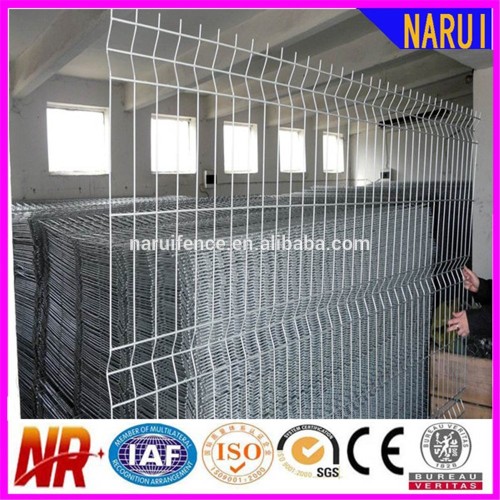 Galvanized Curvy Bend Welded Wire Mesh Fence System, High Quality ...