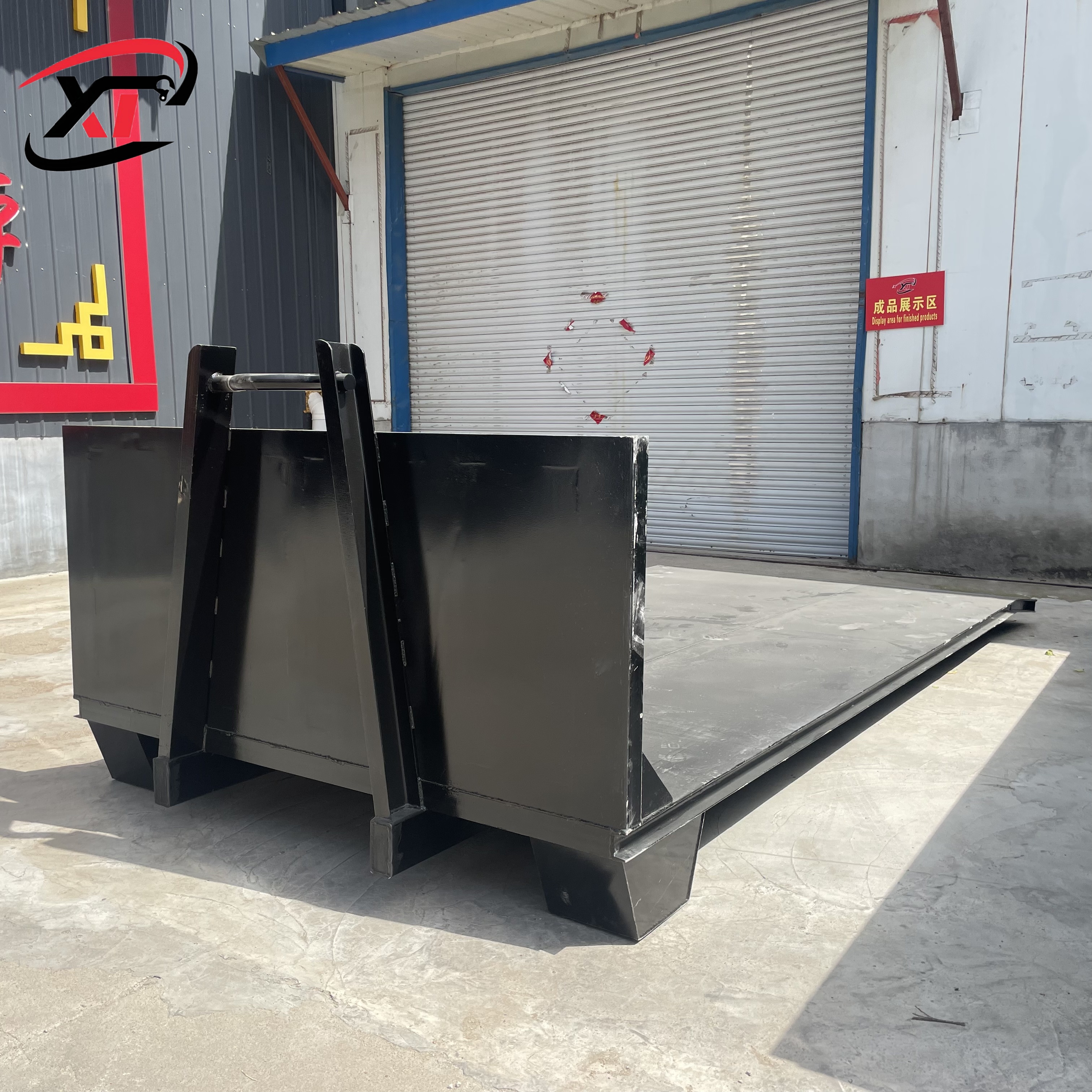Professional Manufacturing Roll-off Flatbed Hook Lift Flat Deck For ...