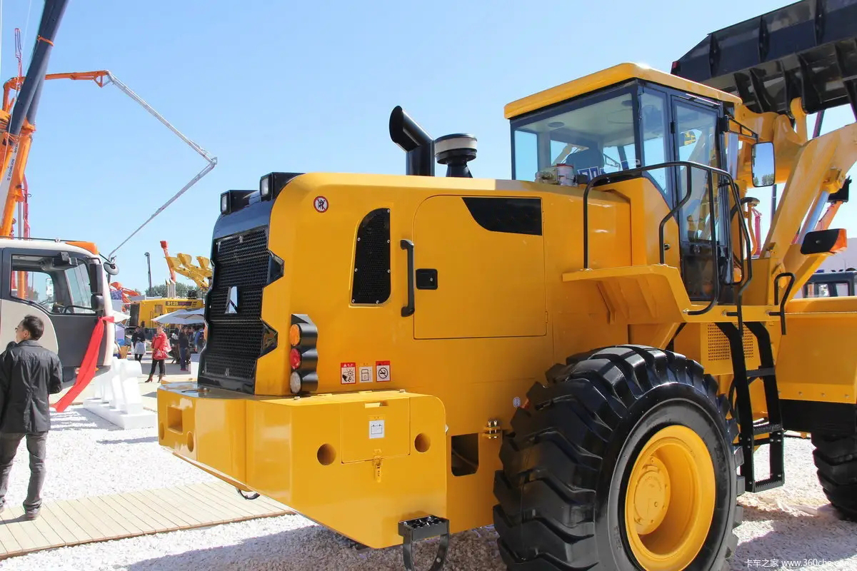 Sinomach 955t Wheel Loader - Medium Bucket Construction Machinery ...