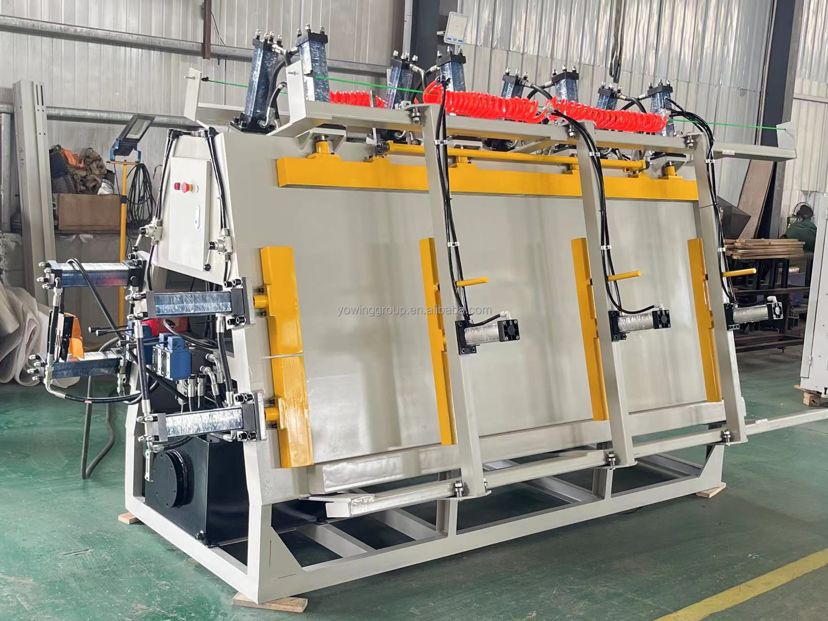 Hydraulic Press Assembly Machine For Door Frames, High Quality ...