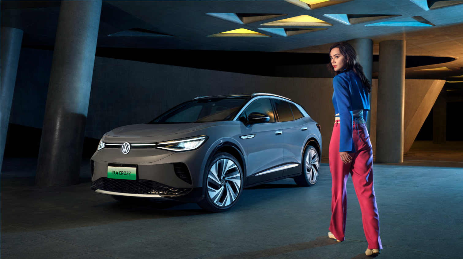 Vw Id.4 Crozz: 207 Hp, 5 Doors, 5 Seats, 4wd, 160 Km/h Top Speed, 600 ...