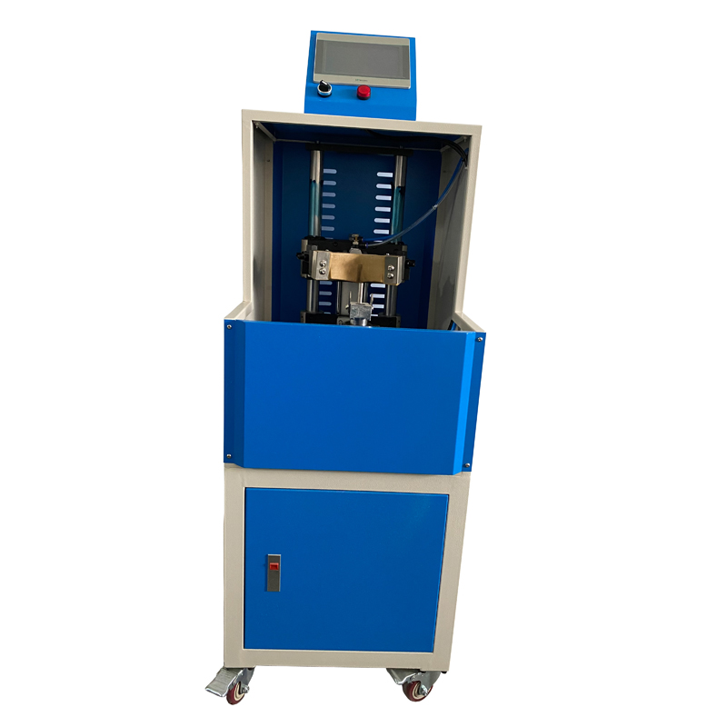 Shoe Making Machine: Rubber Leather Shoes Last Slipping Pulling ...